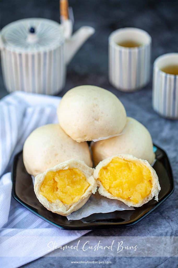 Custard Bun or Nai Wong Bao (奶皇包) - Oh My Food Recipes