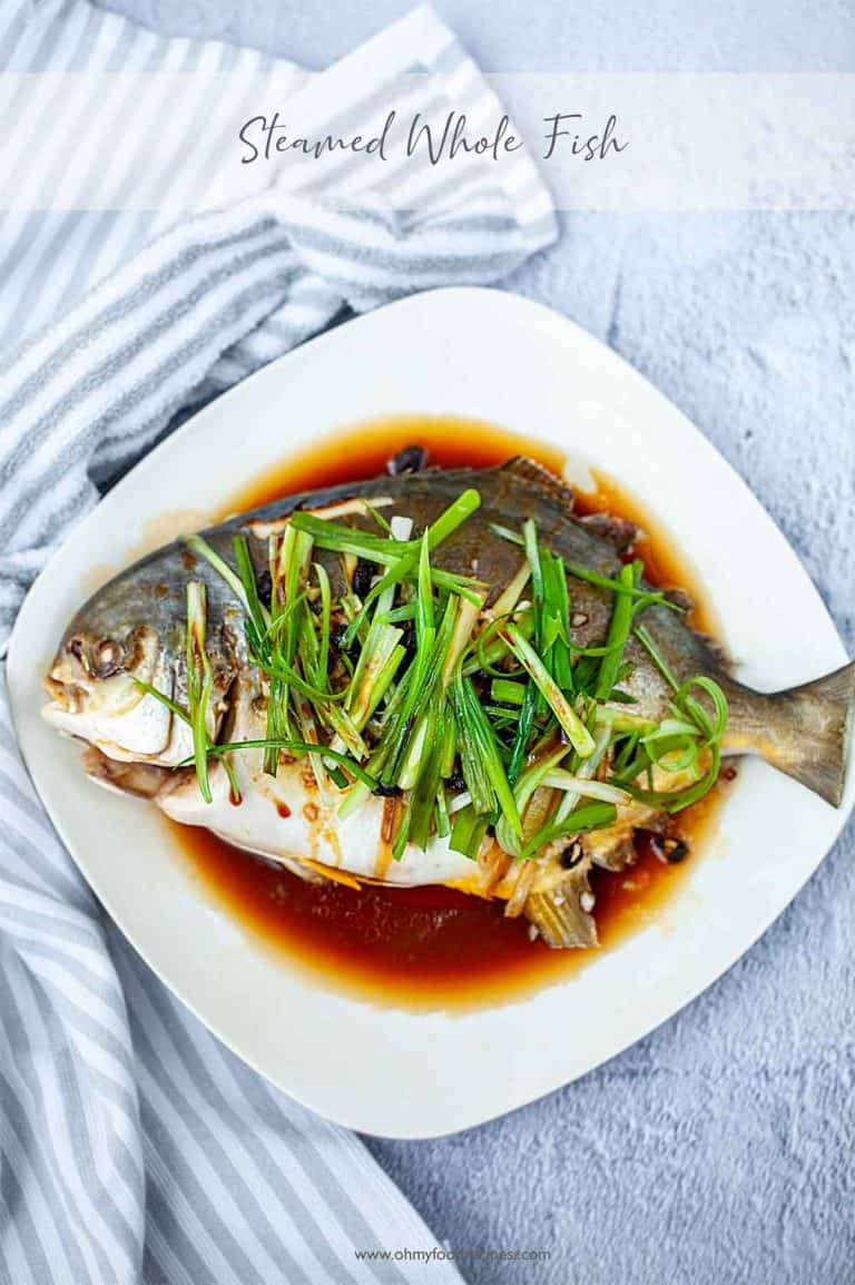 Steam Fish (蒸魚) Golden Pomfret Recipe - Oh My Food Recipes