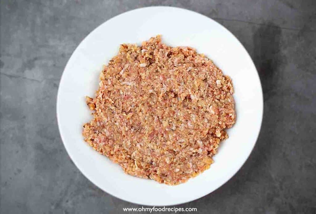 Chinese steamed minced pork (冬菇蒸肉餅) - Oh My Food Recipes
