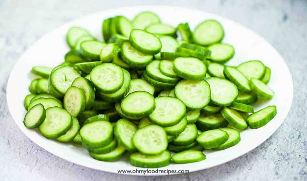 Chinese Pickled Cucumber (醃製小黃瓜) - Oh My Food Recipes